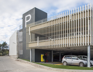 Coronavirus : Le parking du Centre Hospitalier Intercommunal est ...