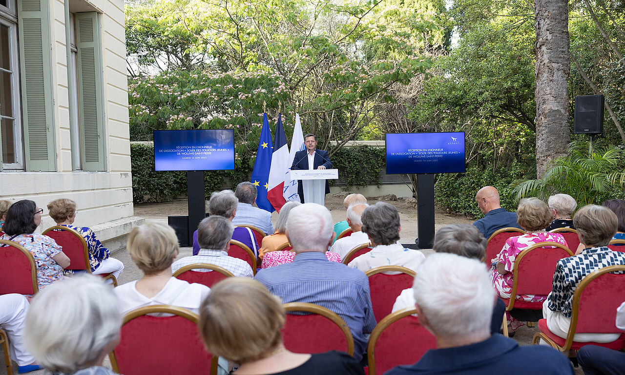 Saint-Raphaël et Woluwe-Saint-Pierre unies par un accord de jumelage ...