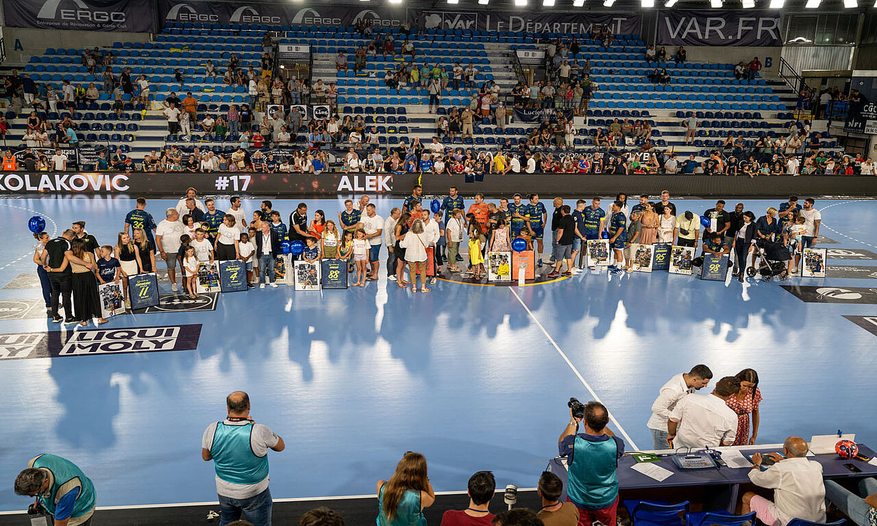 Handball : le public raphaëlois honore ses joueurs - Ville de Saint-Raphaël
