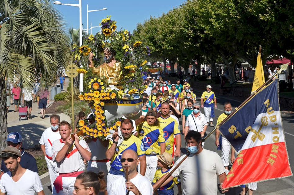Saint-Raphaël a fêté la Saint-Pierre dans la grande tradition - Ville ...