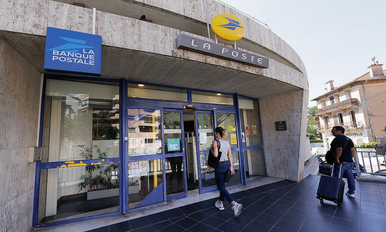 De nouveaux horaires pour les bureaux de poste d’Agay et de Saint ...
